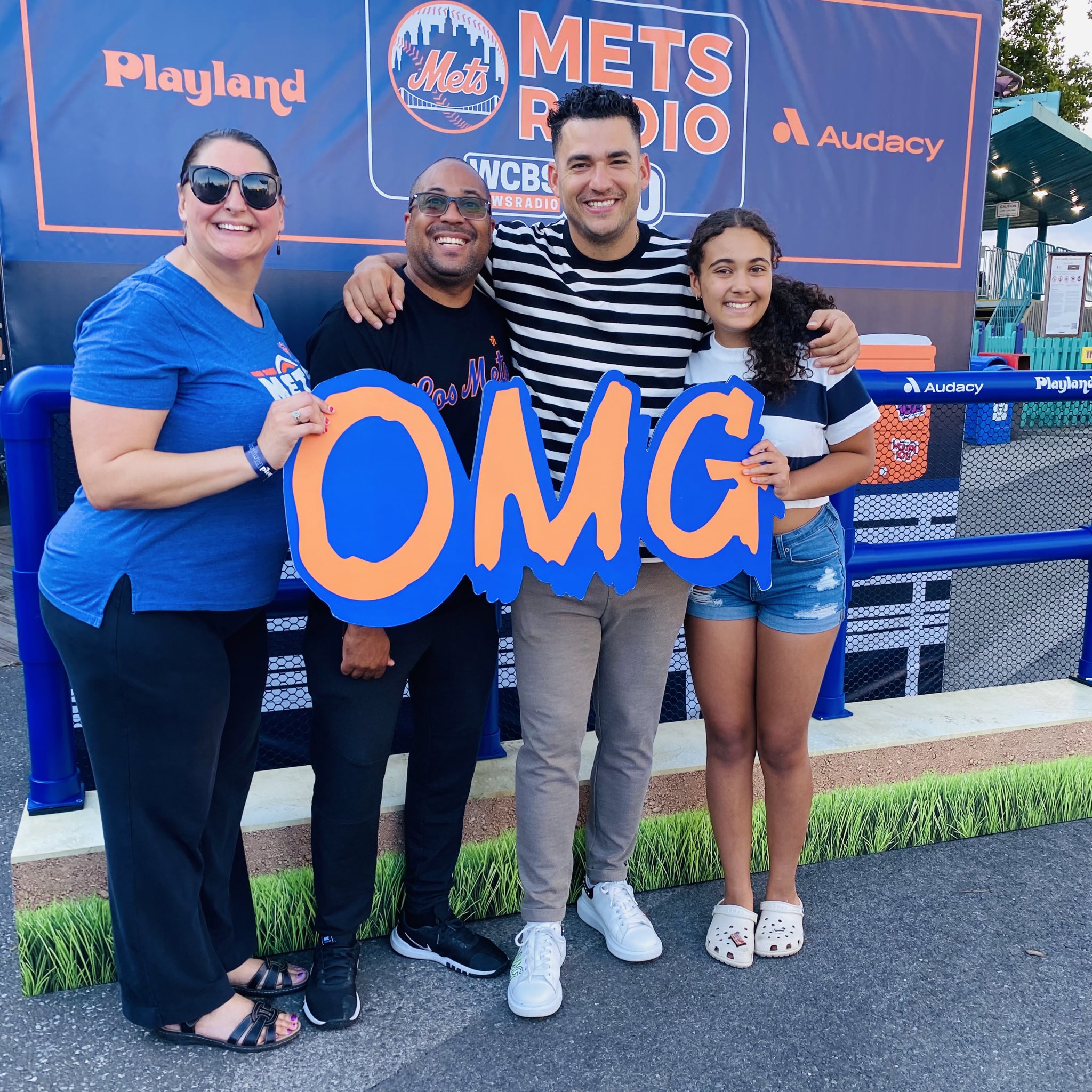 NY Met Jose Iglesias Sings OMG at Playland | Yonkers Times