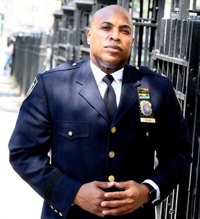 Former NYPD Official And Florida Businessman Charged With Bribery ...